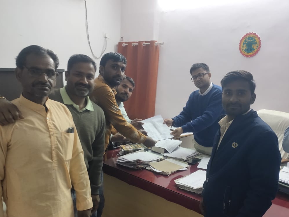 Demand for making certificates of liberated semi-nomadic caste of ...