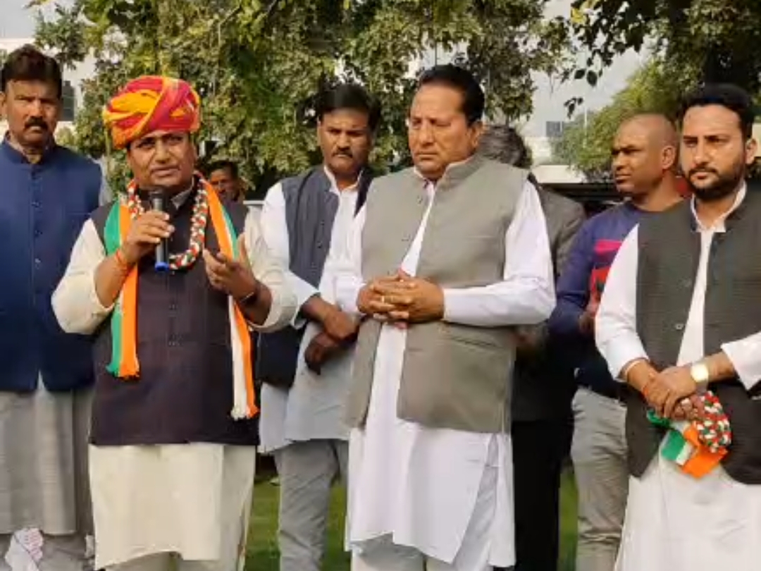 Govind Singh Dotasara inaugurated the blanket kit | 10 हजार ऊनी कंबलों ...
