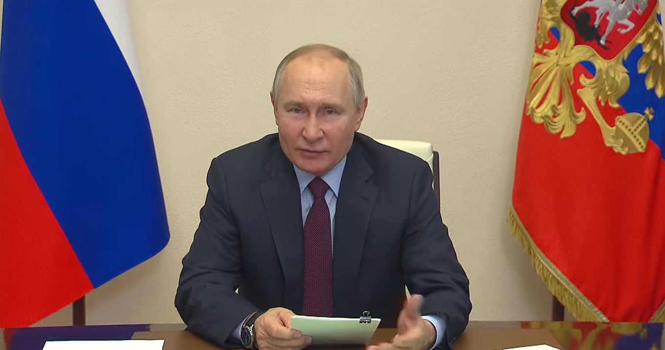 Vladimir Putin Scolds Minister Defence Industry Minister | Russia News | टीवी प्रोग्राम में ...