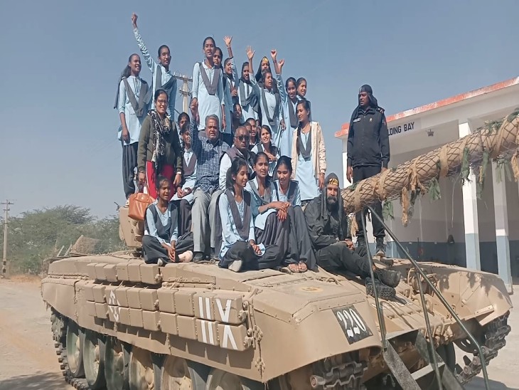 rajasthan barmer army day celebrated, The children were made to sit in ...