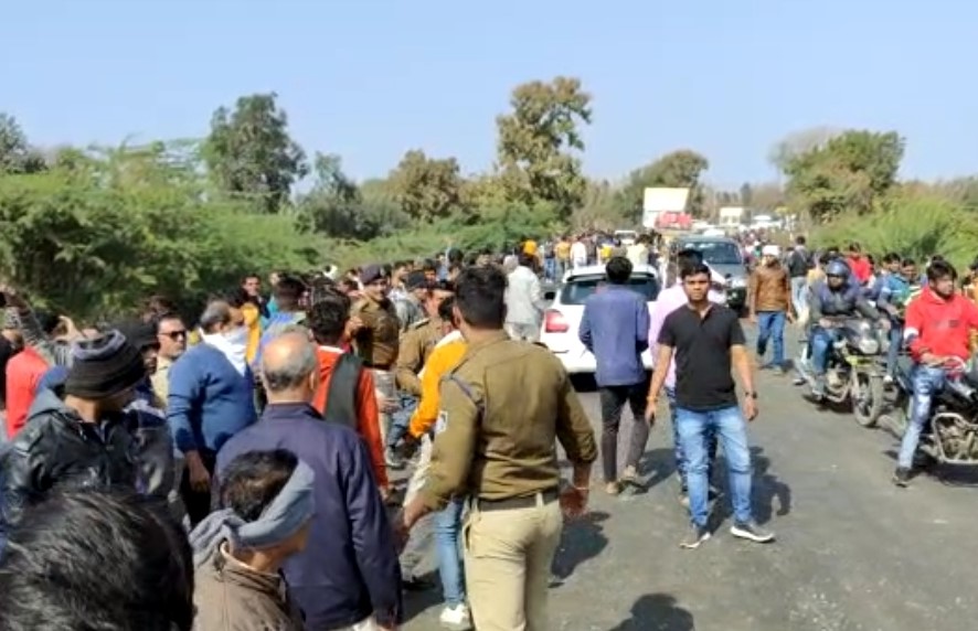 Indore Khargone (MP) Bus Accident; 3 Killed, 47 Injured In Barwaha ...