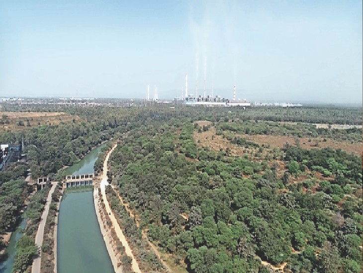 There is no demand for water from left bank canal, 81% water is filled ...