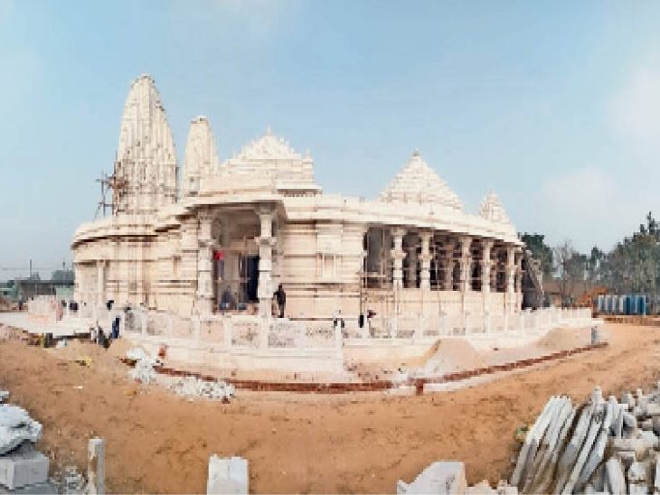 Neither rebar nor lanter was inserted... 75 feet high Manilakshmi ...