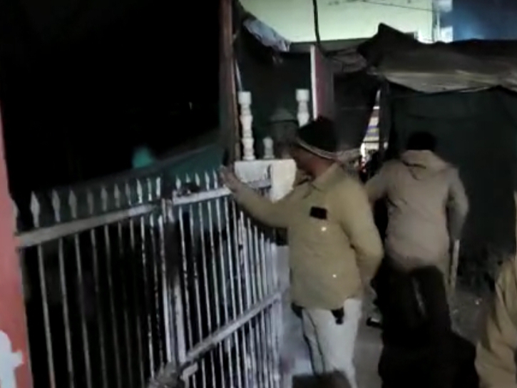 Churu police check liquor contracts after 8 pm churu | चूरू पुलिस ने ...