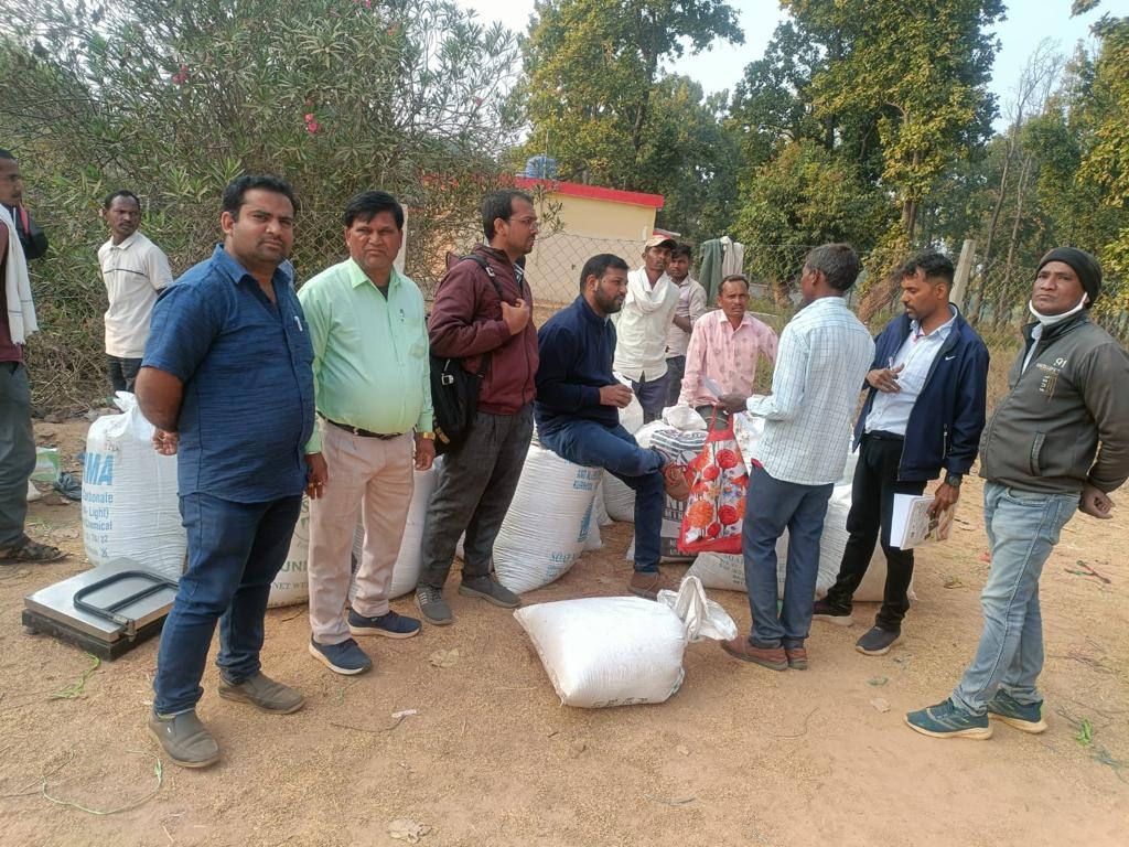 1140 bags of poor quality paddy seized from 17 farmers in Gaurela ...
