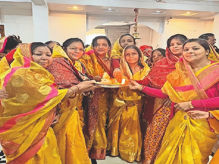 Digambar Jain Temple painted in the color of devotion of Bhaktamar ...
