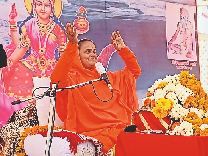 Take out cow grass every day, cow is not an animal but our mother ...