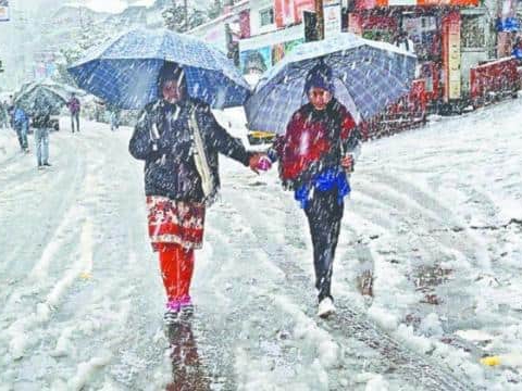 Mandi : Heavy rain-snowfall alert on 24-25 January, DC Arindam ...