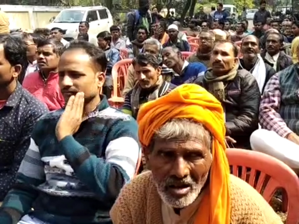 सविता समाज उत्थान सेवा समिति ने चौराहा पर प्रतिमा लगवाने की मांग की ...