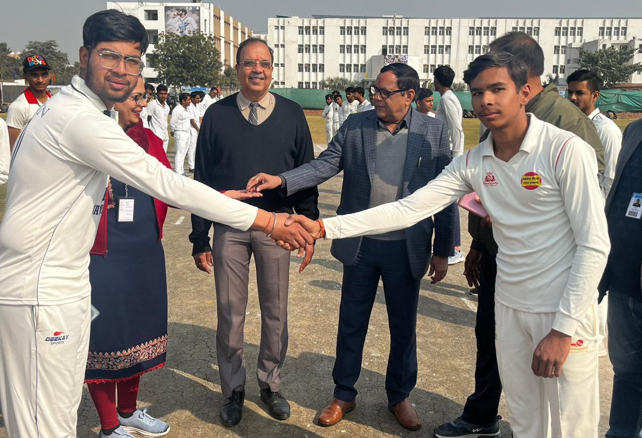 15 day sports meet started in DPG Group of College | गुरुग्राम कॉलेज ...