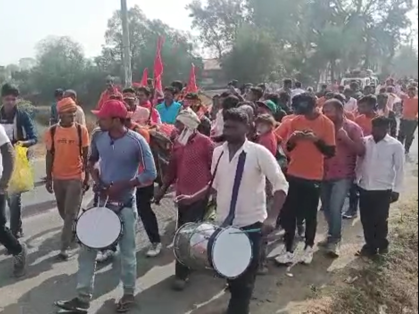 Narmada Chunri Pad Yatra started from Ganeshganj to Barman, hundreds of ...
