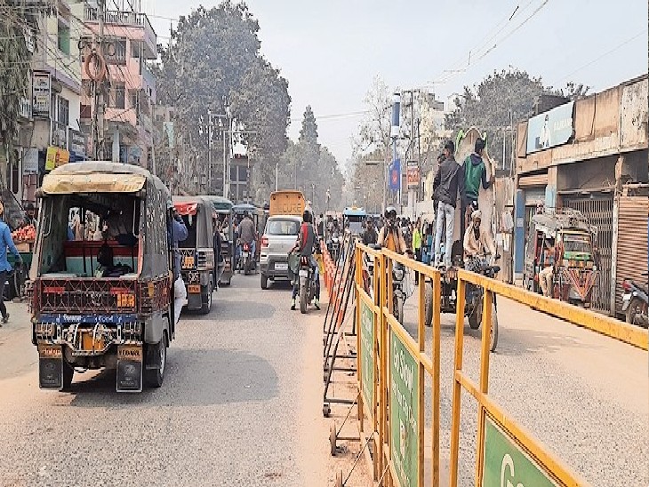 The traffic of the city is spoiling the signal timing, hence every ...