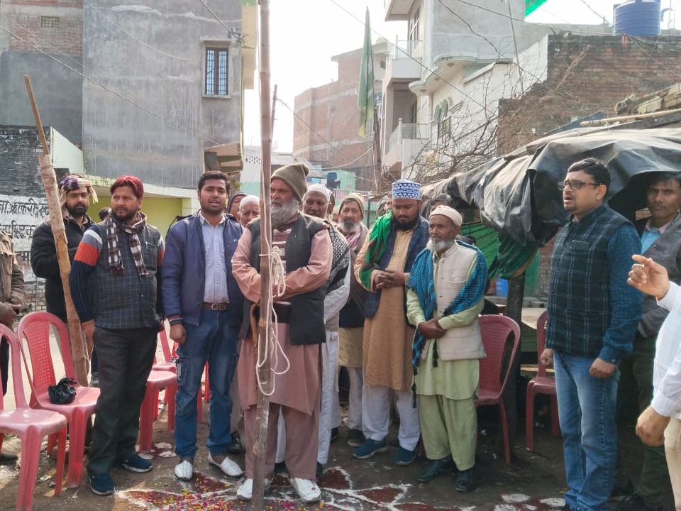 Gave the message of Hindu-Muslim unity | घाटमपुर में व्यापारियों ने ...