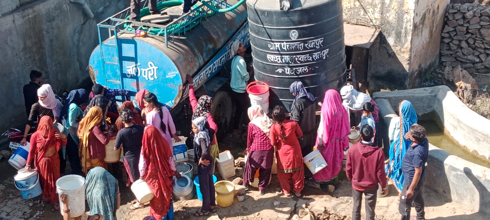 Common people are worried for water in Rampur of Bansur, also deposited ...