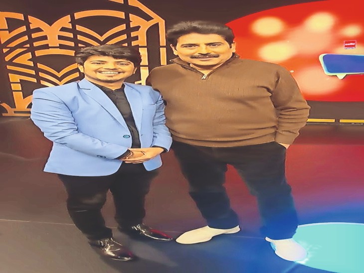 Pachor's young man became a symbol of humor | कवि सम्मेलन मे जिले का ...