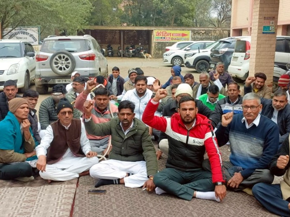 Hisar Sarpanch Protest, CM's Narwana Rally, Sarpanch will protest | CM ...