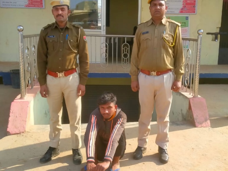 The newborn was dead or else the accused was preparing to bury alive