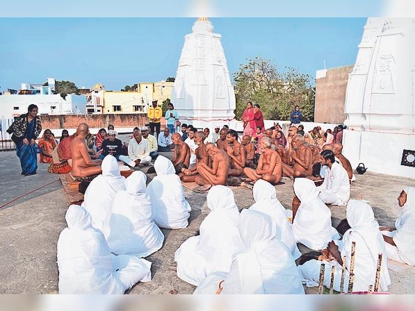 Meeting of saints from today at Viragodaya Tirth… More than 350 ...