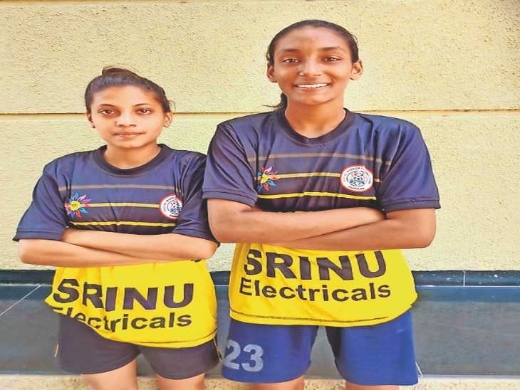 Father passed away last month, daughter made place in MP football team ...