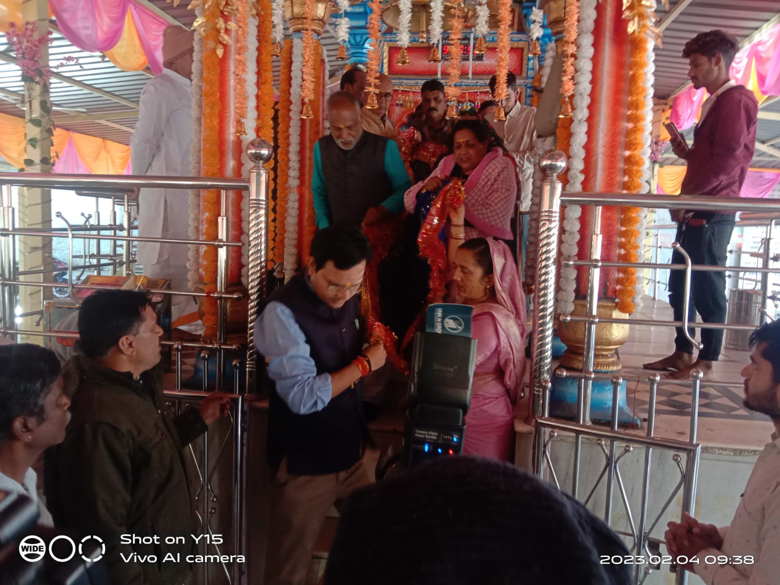 The example of communal unity and friendship has been maintained since ...