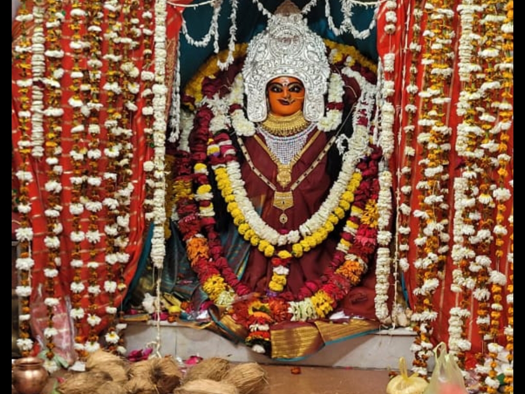 Hundreds of devotees arrived to visit Budhi Mata temple, sacrificed in ...