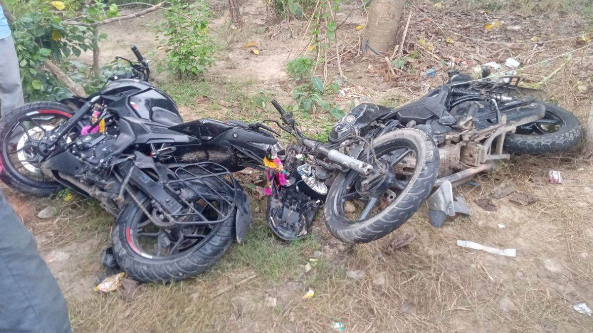 High speed bike collided on Jamai Road in Tamia, one killed, three ...