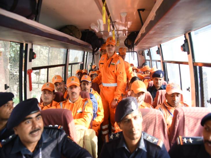 51 NDRF personnel from Varanasi left for Turkey for rescue | वाराणसी से तुर्की रवाना हुई NDRF की ...
