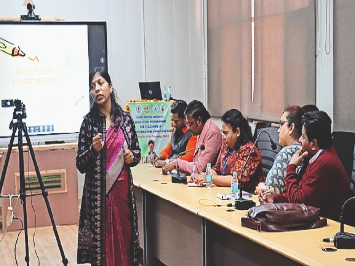 Pathologist's role is important in detecting the disease: Prof. Ruchi ...