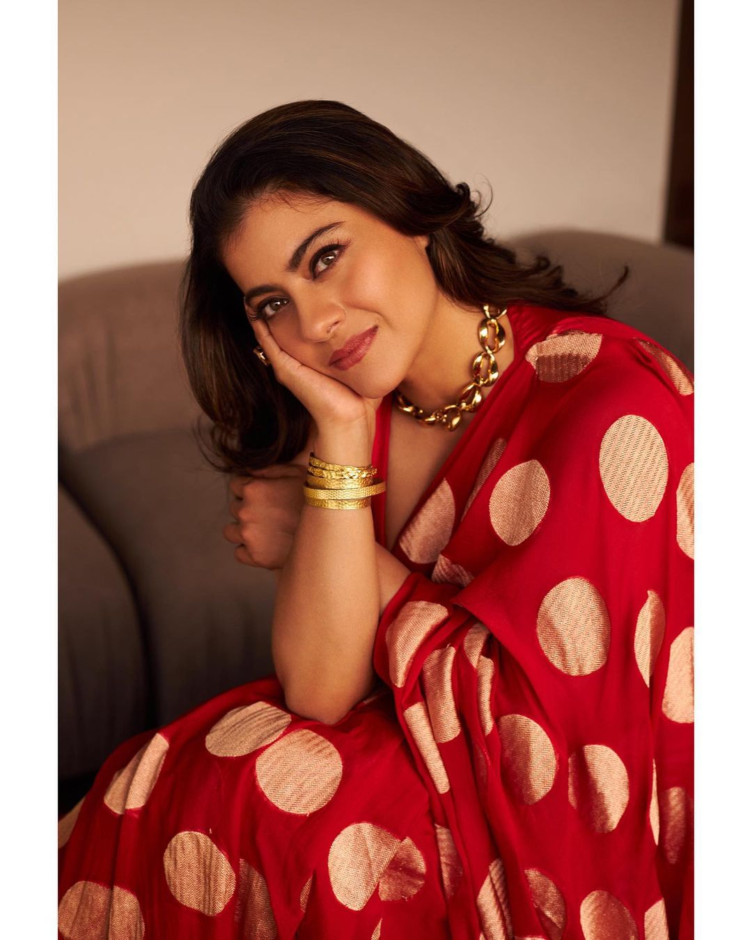 Kajol shared photo in full face mask, gave trollers a funny reply ...
