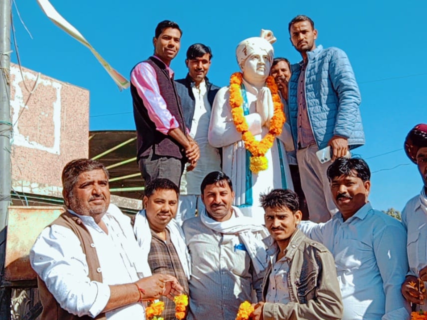 Celebrated the birth anniversary of farmer leader Rajesh Pilot in Raas ...