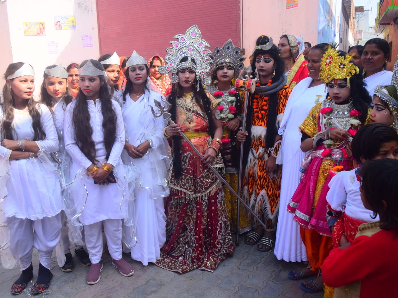 Mahadev and Mata Parvati were worshiped by the people, Kalash and ...