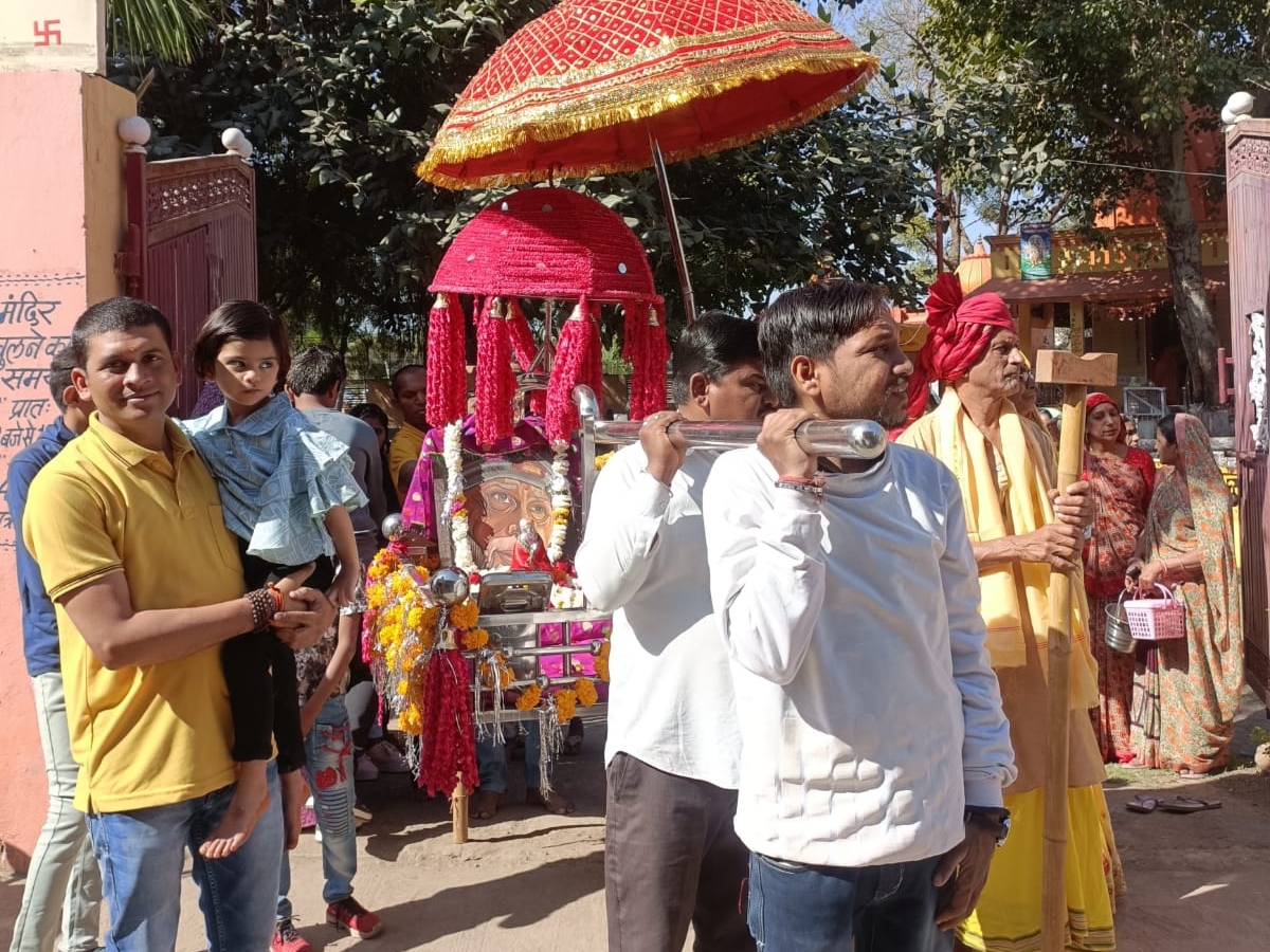 Temple Trust took out Sai Baba's Palki Yatra, welcomed at various ...