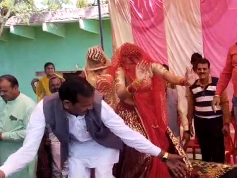 Rai dance being performed in Niwari and Prithvipur assembly ...