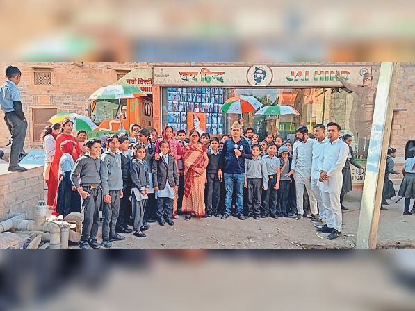 Tableau of Subhash Chandra Bose reached Jaisalmer from Delhi ...