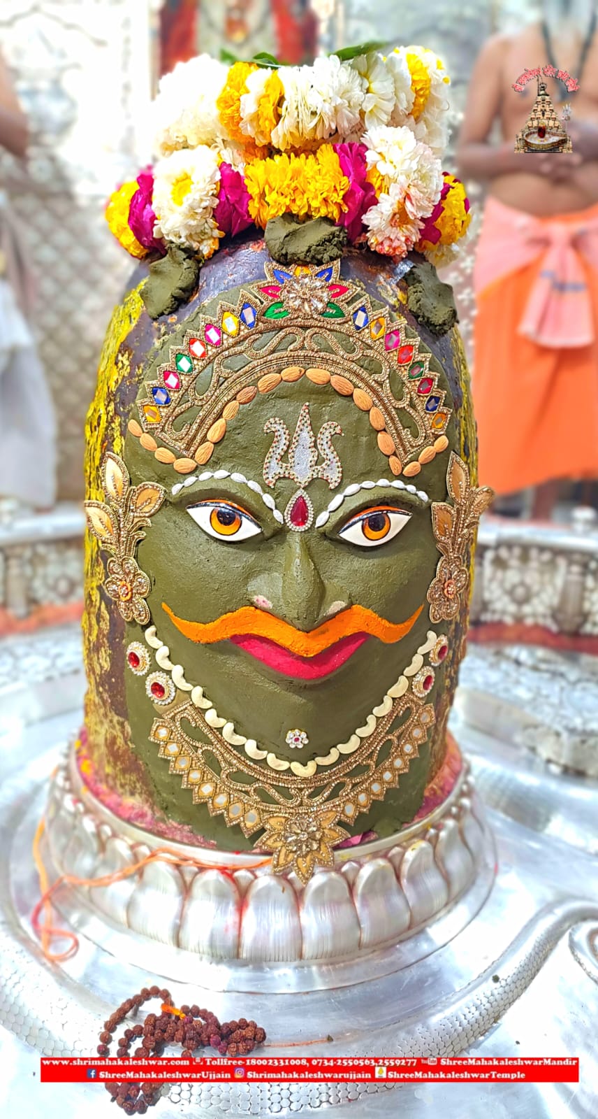 Divine makeup of Lord Mahakal wearing Trishul and ornaments on his head