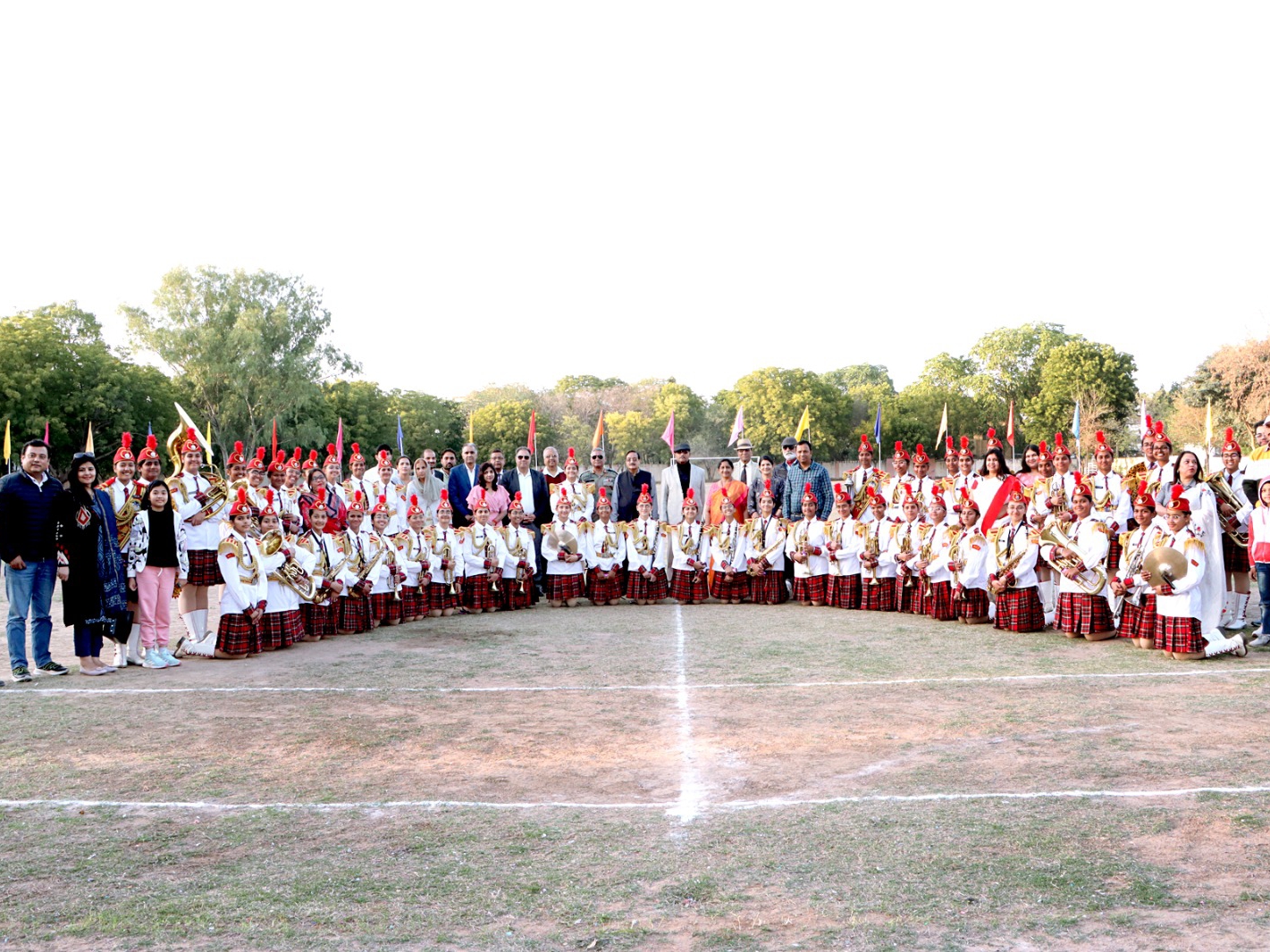 Band team of Birla Balika Vidyapeeth, who performed on the path of duty ...