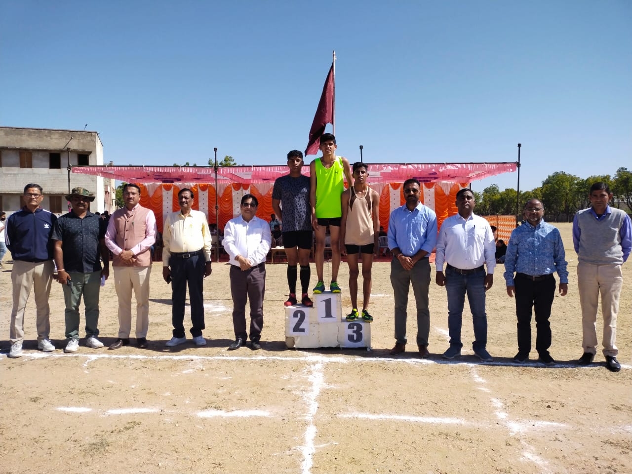 Kamlesh Dewasi stood first in 5000 meter race, inspired students ...