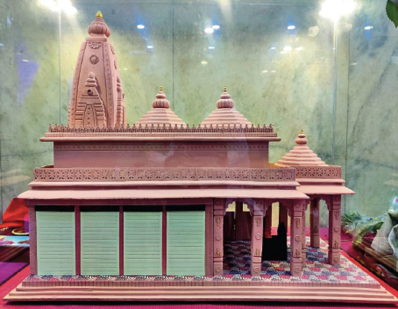 Gold-silver work in the sanctum sanctorum will take shape from the red ...