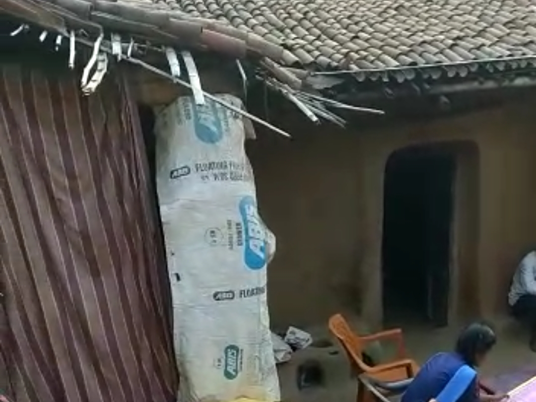 Viral girl Saloni lives in a two-room kutcha house, CM gave land during ...