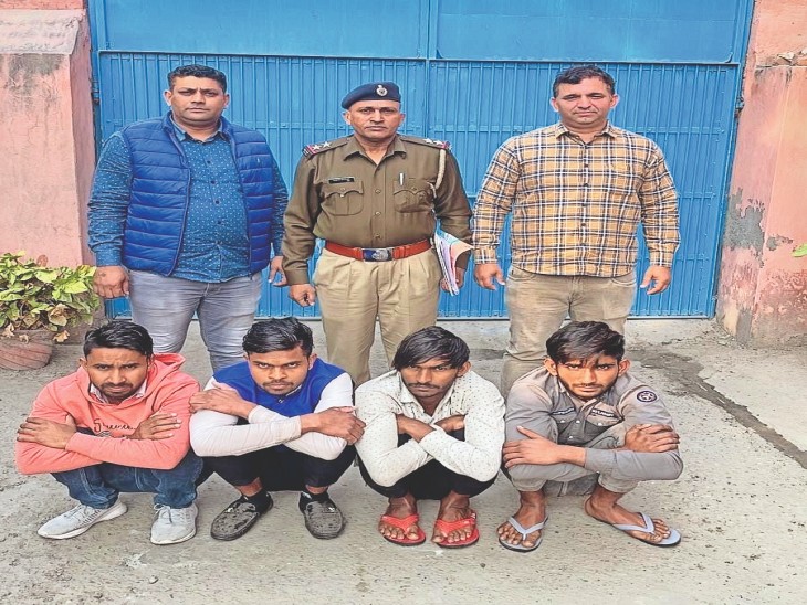 There was friendship in the jail, the accused had come on the bail and ...