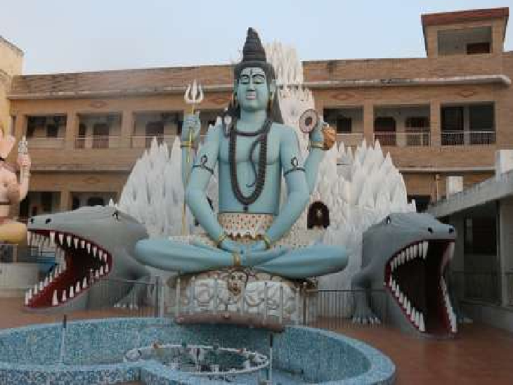 23 feet high Shiva statue in Sindhi temple, 12 Jyotirlinga darshan in ...