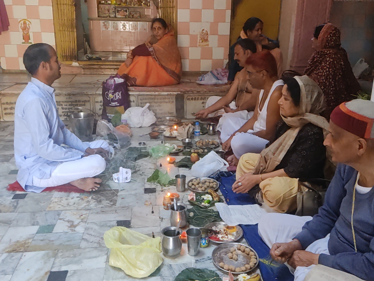 The period of worship and ancestral work went on at the lake, thousands ...