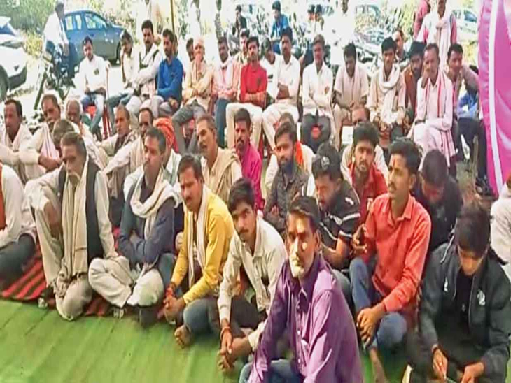 People of Yadav community united for Ahir regiment | समाज की बैठक: अहीर ...