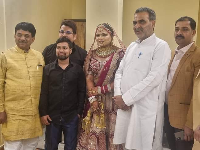 Blessing given to female wrestler, married to bodybuilder Ajay Pratap ...