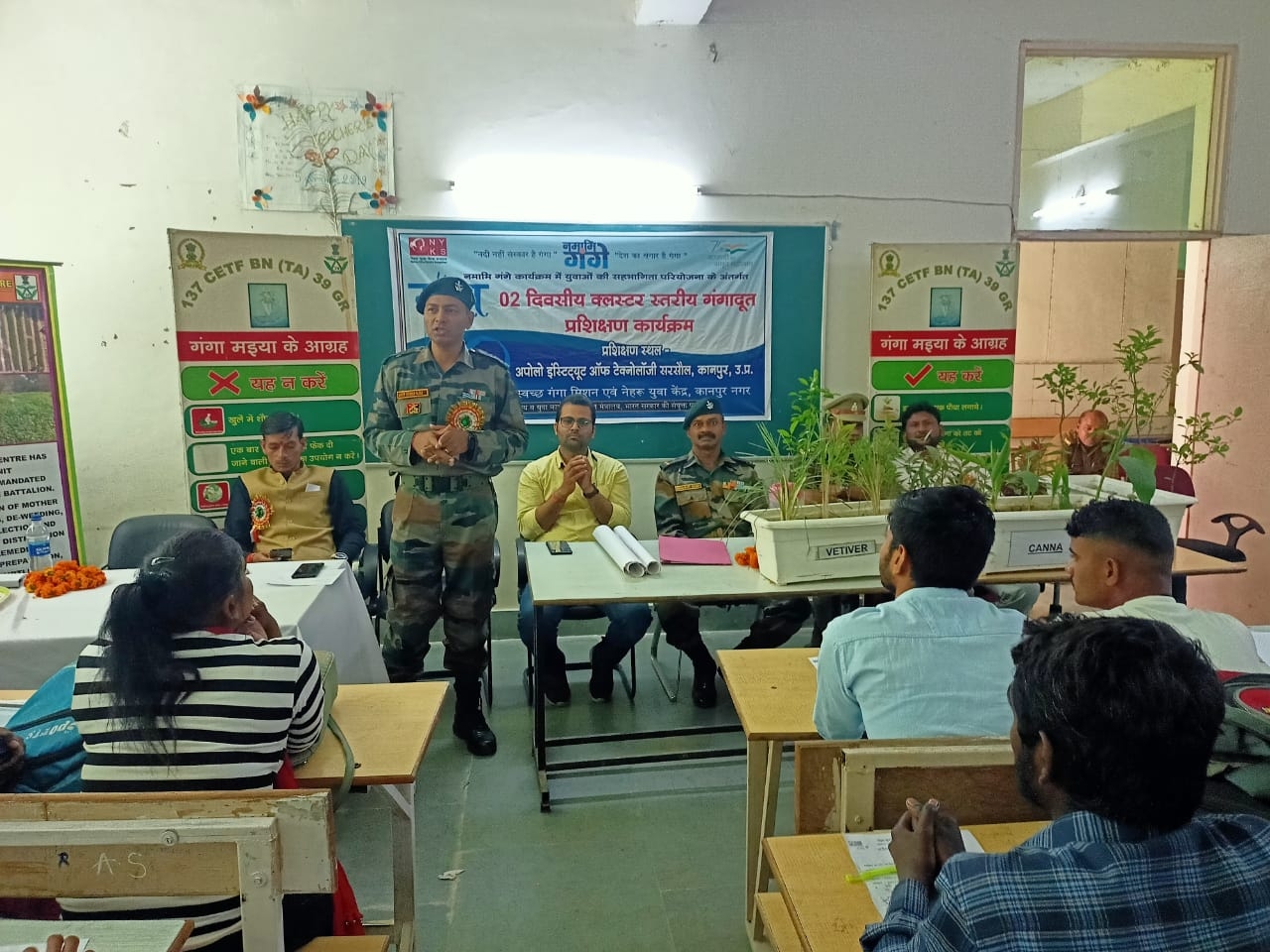 Lieutenant Colonel of Ganga Task Force gave training, distributed kits ...