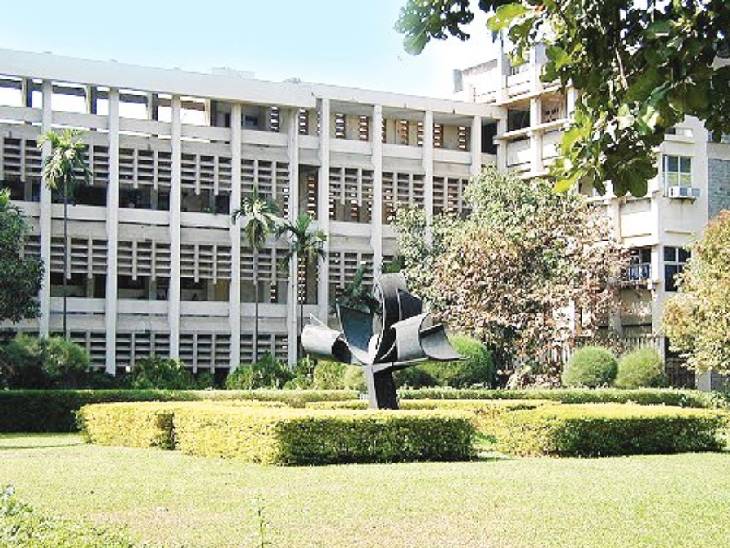 JEE Advanced: Computer Science and Engineering branch of IITB will be ...