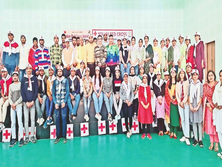 First aid information was given to the youth in the Youth Red Cross ...