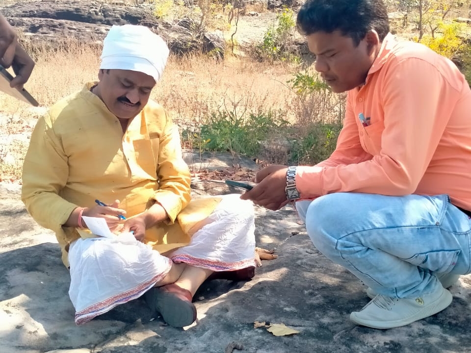 Sukhdev Panse played the role of a freedom fighter, film being made on Jungle Satyagraha ...