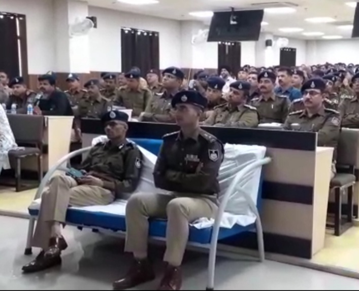 Police is learning the formula to save lives, Police personnel ...