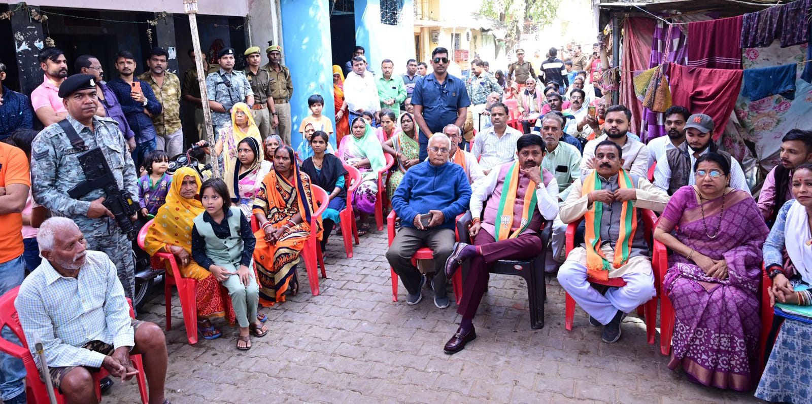 Nandi reprimanded the zonal officer after seeing the mess Minister ...